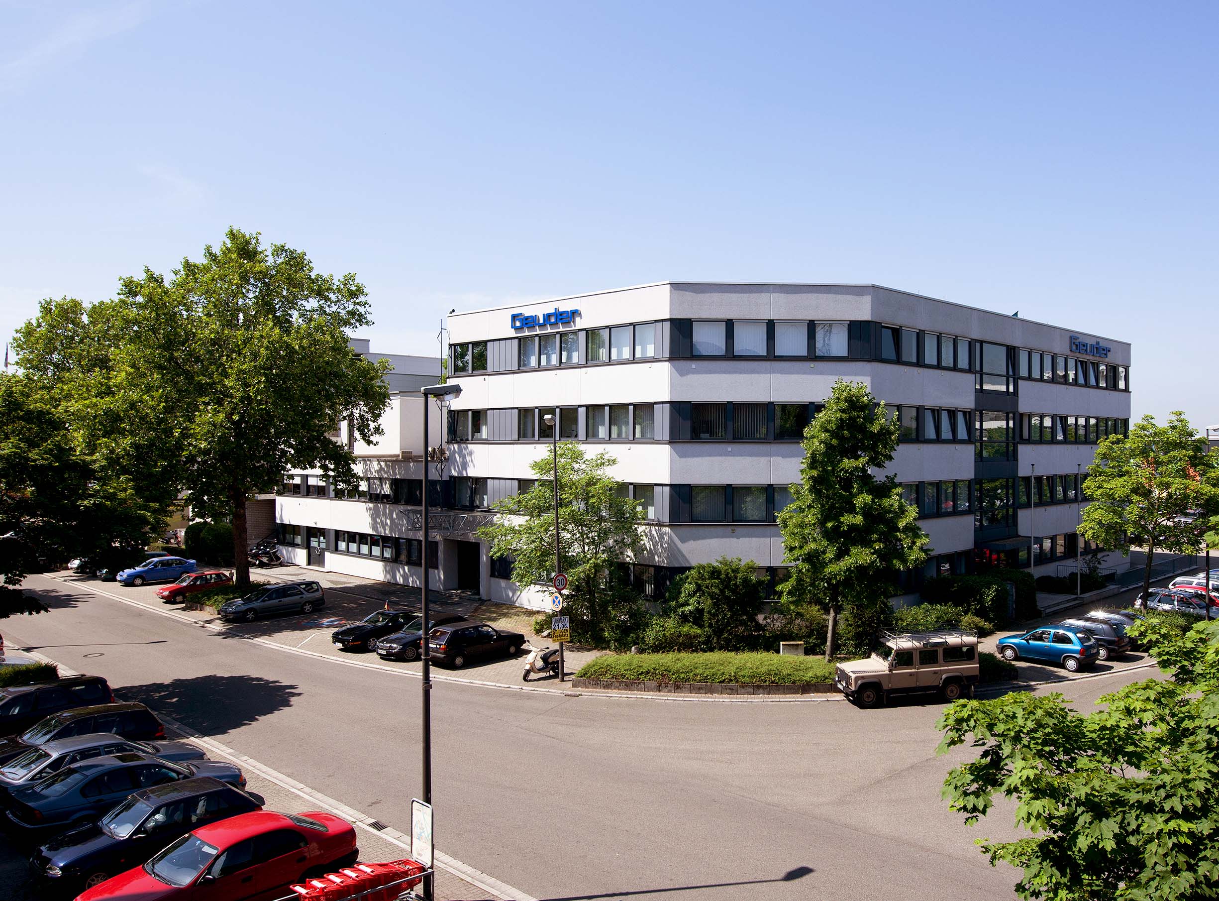 Contact – Geuder AG